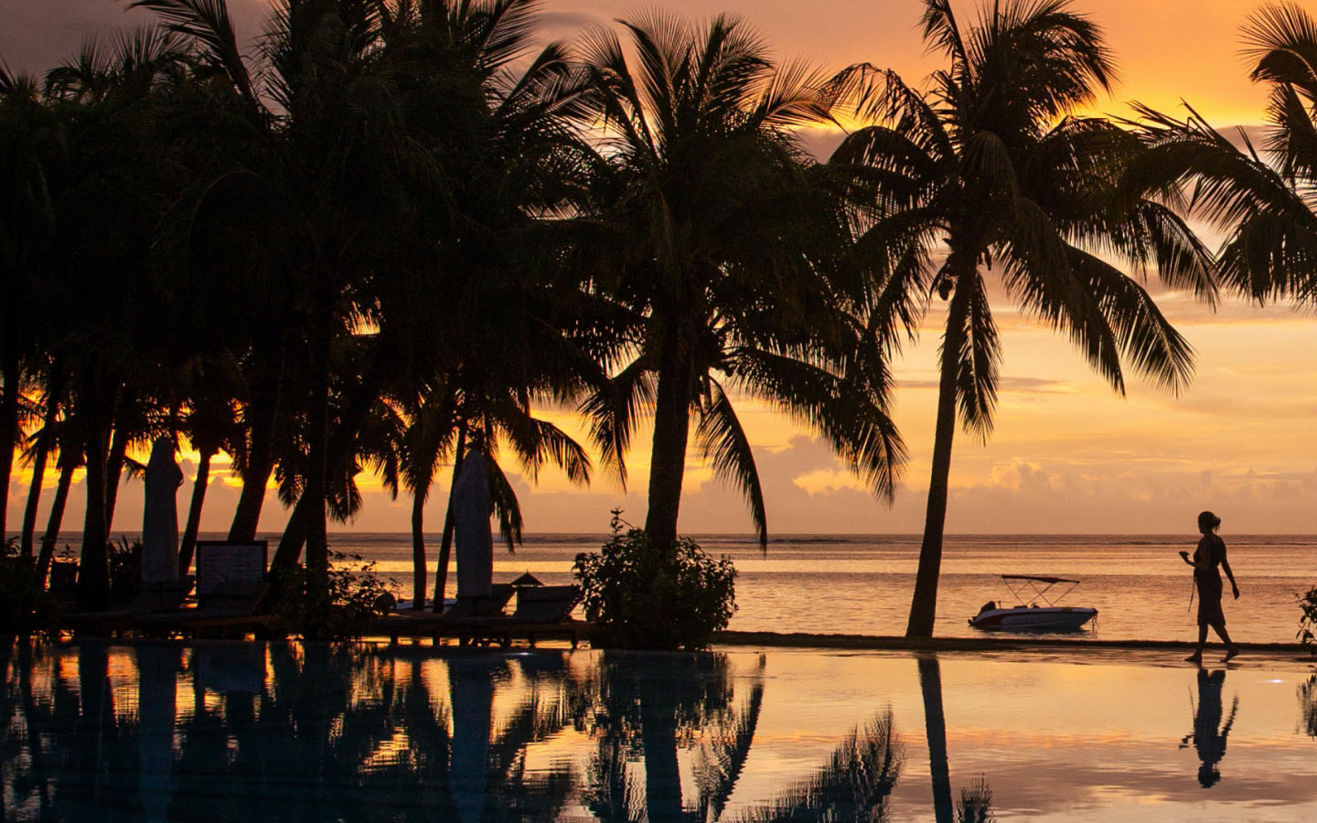 Mauritius welcomes first wave of tourists after lifting quarantine ...