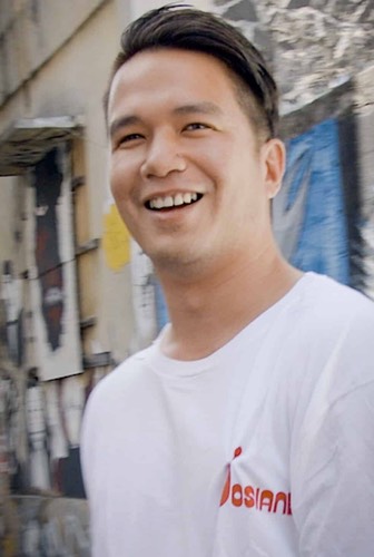 Street Food & Culture in Mauritius with Warren